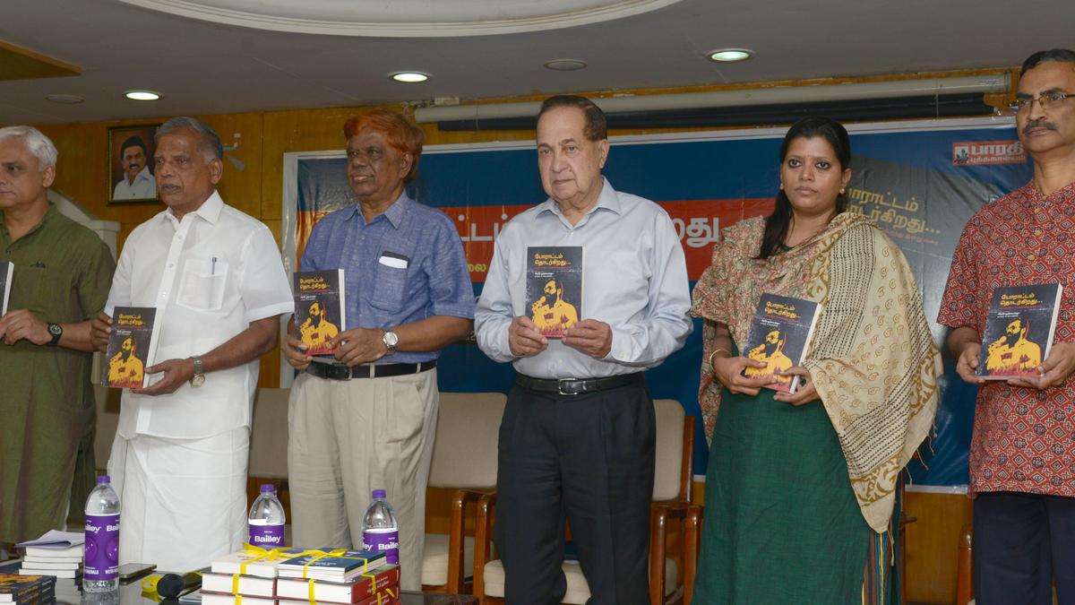 Tamil translation of Prabir Purkayastha’s Keeping Up the Good Fight ...