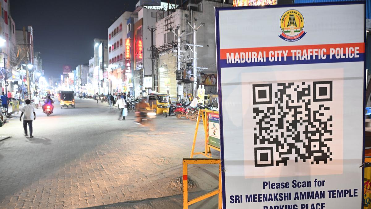 Madurai City Police introduces QR Code for vehicles with devotees going to Meenakshi temple to ...