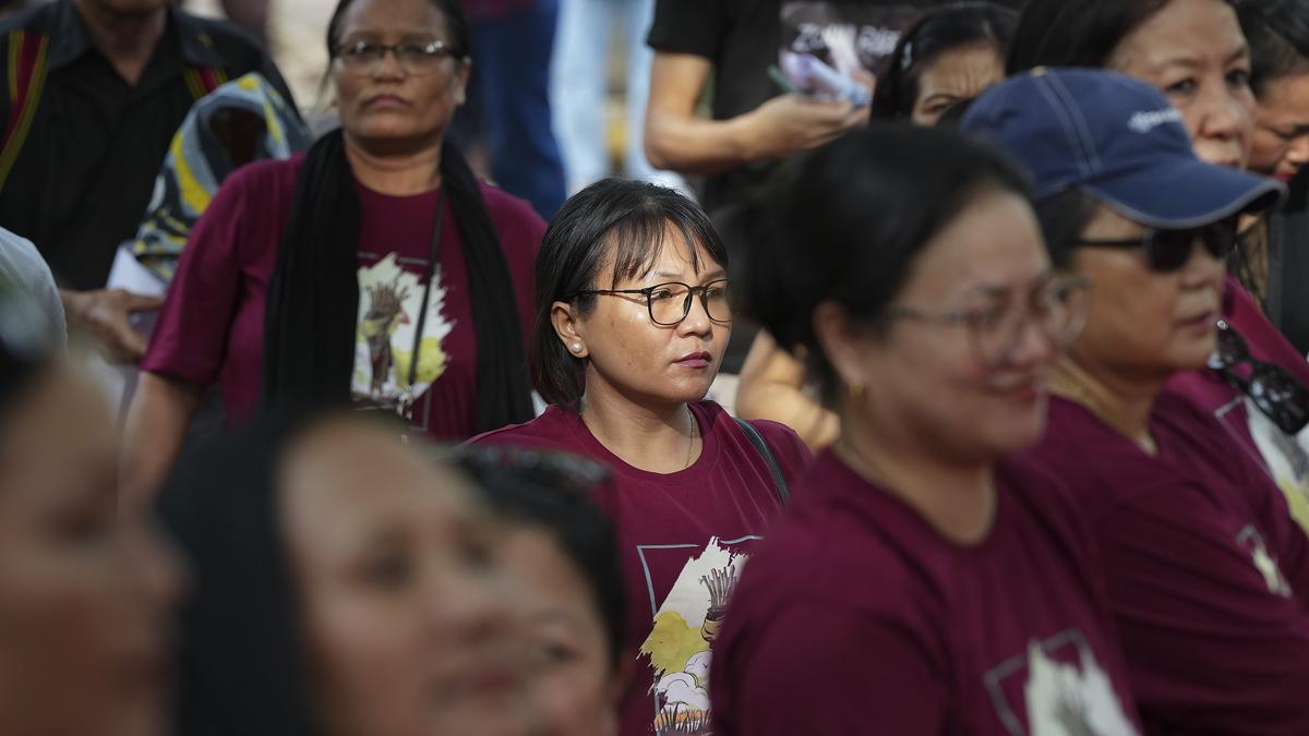 BJP MLA Vungzagin Valte’s son joins Kuki-Zomi protest at Jantar Mantar ...