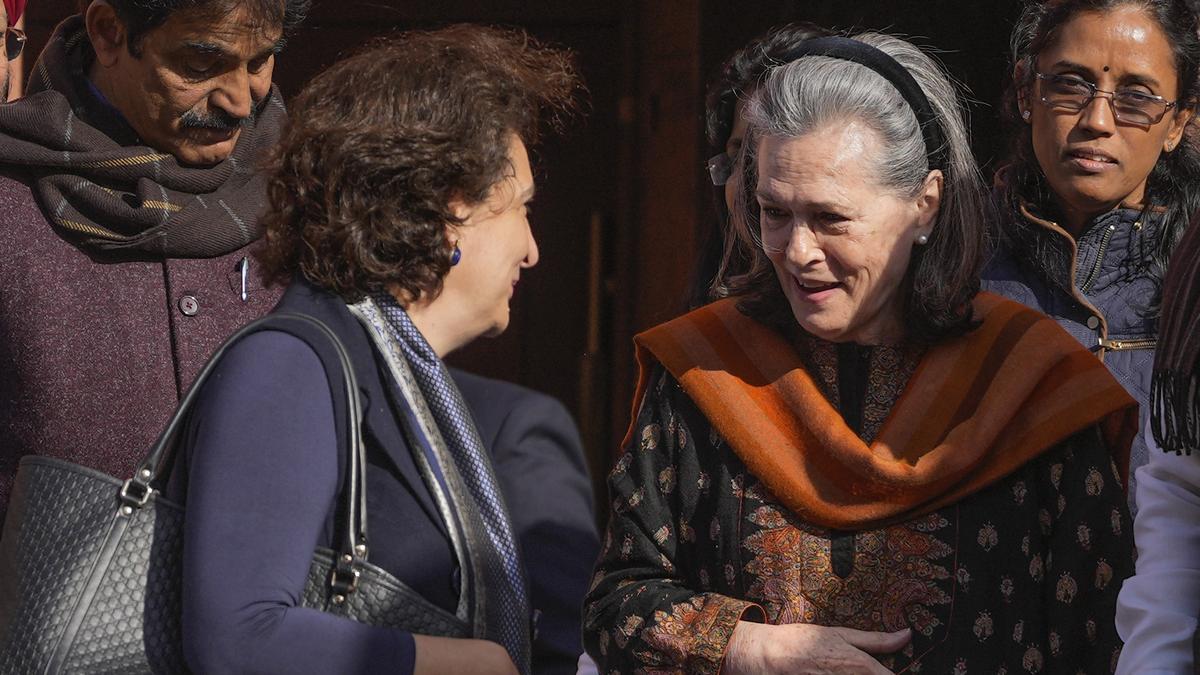 Nehru’s letters: Sambit Patra slams Congress after PM Museum and ...