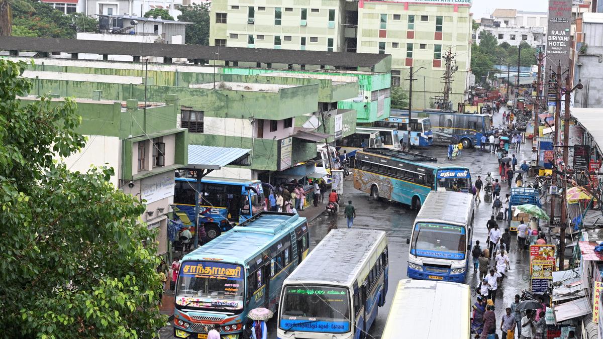 Central Bus Stand at Gandhipuram in Coimbatore awaits technical ...