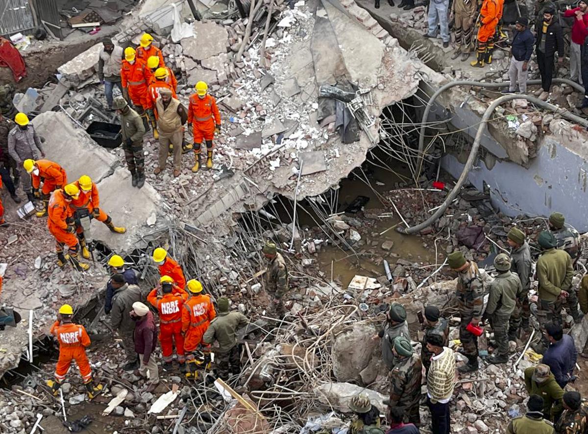 Mohali building collapse: Body of man found, death toll climbs to two ...