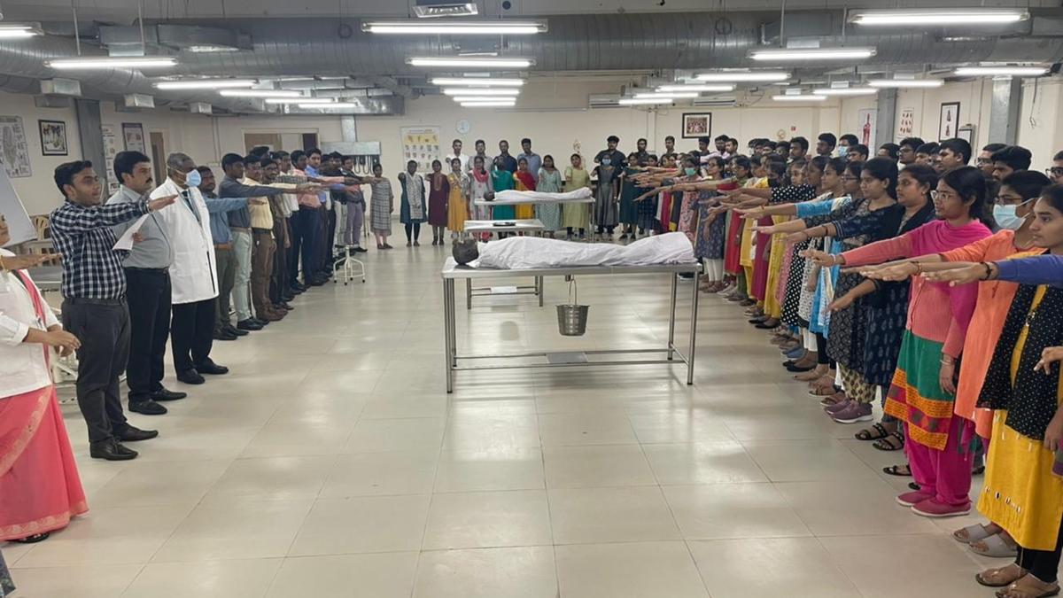 First-year MBBS students of Apollo Medical College take the Cadaveric ...