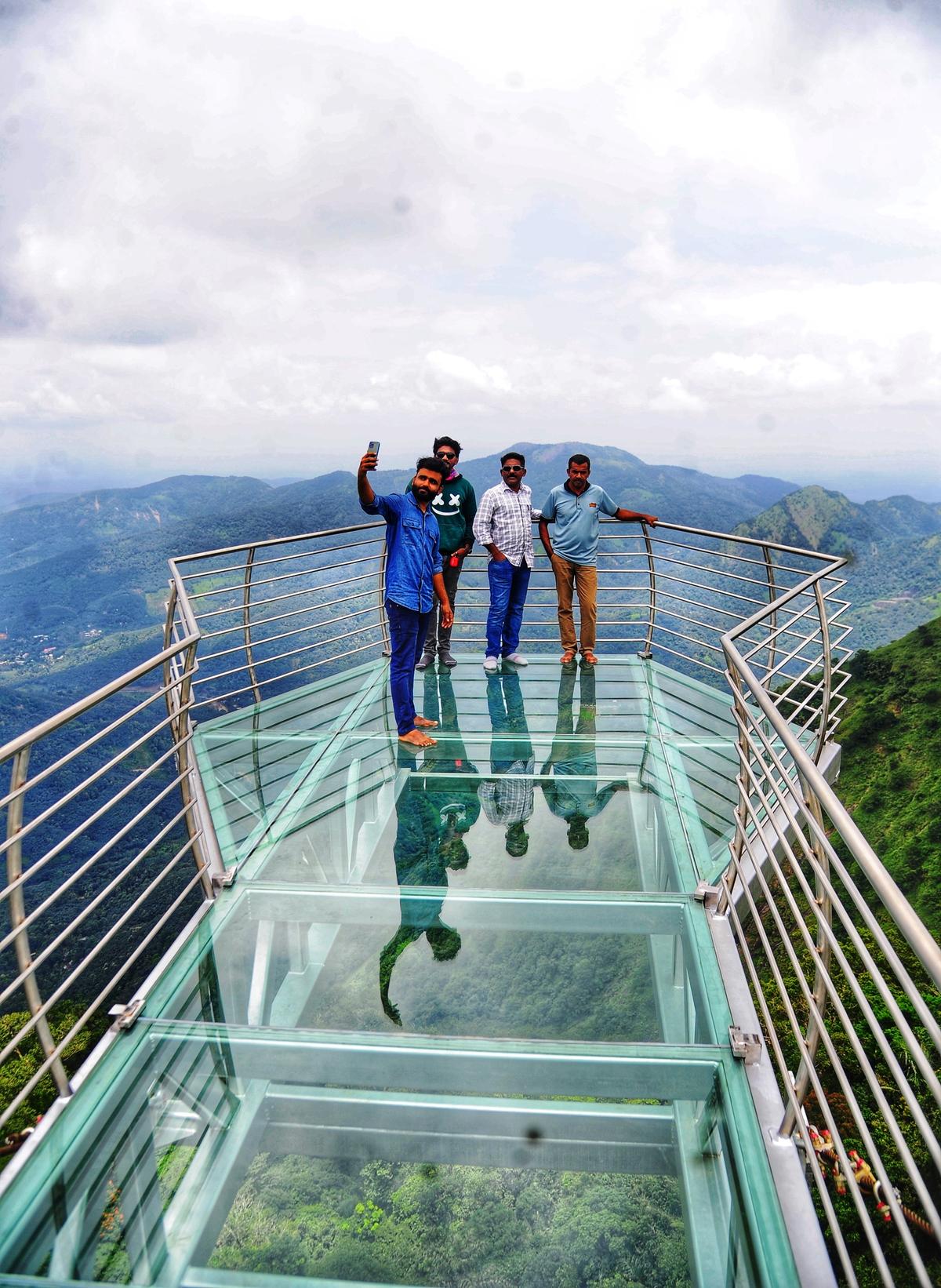 New cantilever glass bridge at Wagamon set to give visitors a high ...
