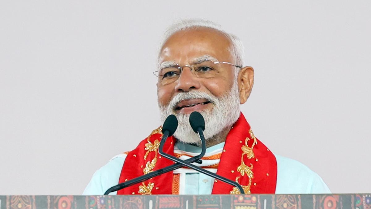 Womens Day Pm Modi Salutes Nari Shakti Hands Over Social Media