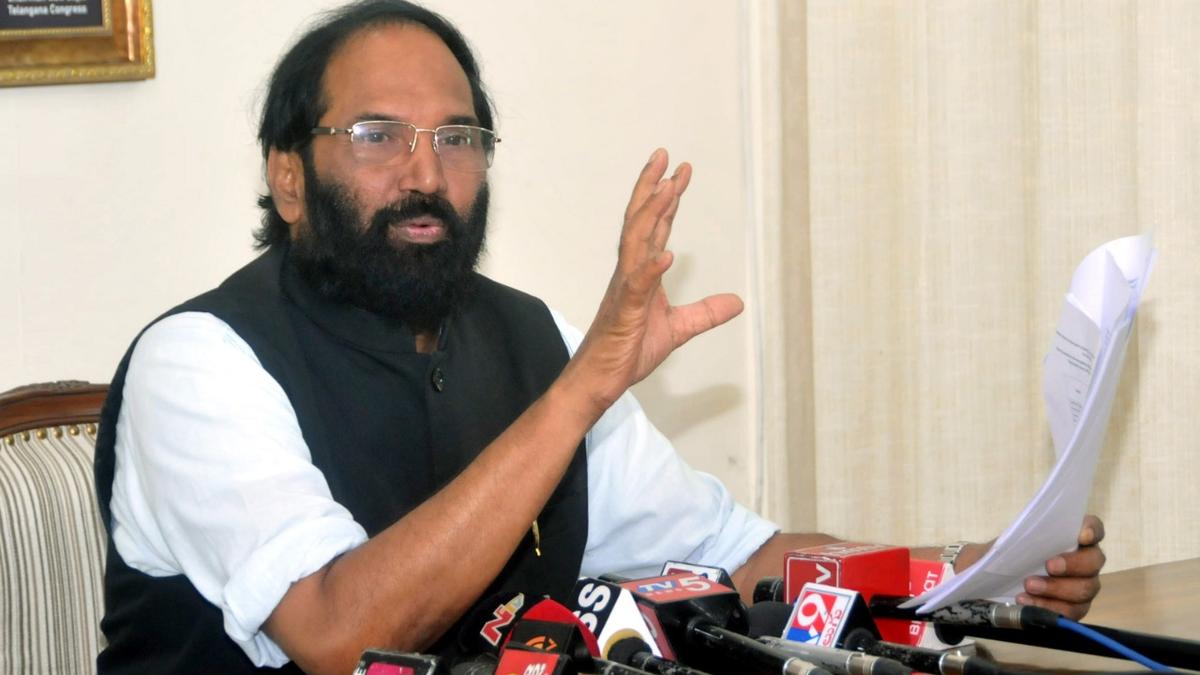 Telangana govt. owes ₹4,592 crore of fee reimbursement dues, alleges Congress MP Uttam Reddy ...