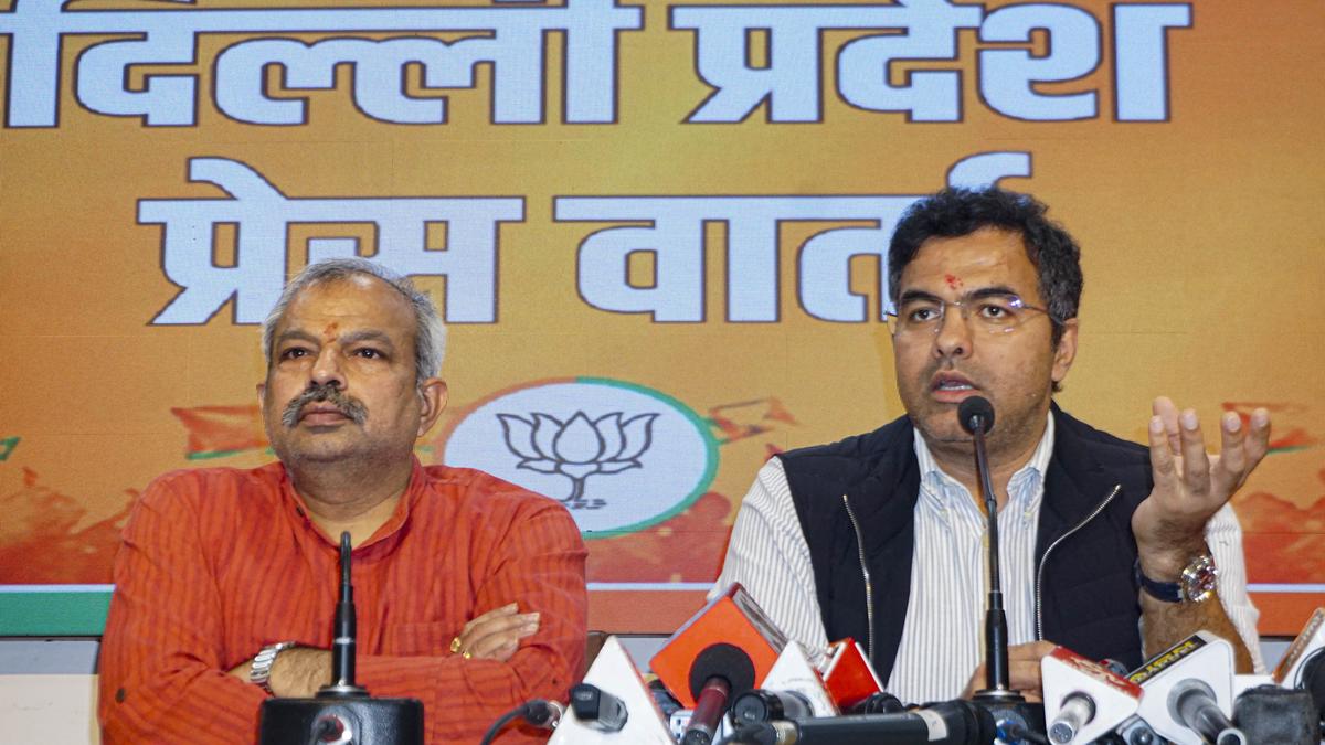 Kejriwal failed to stop stubble burning in Punjab: Delhi BJP - The Hindu