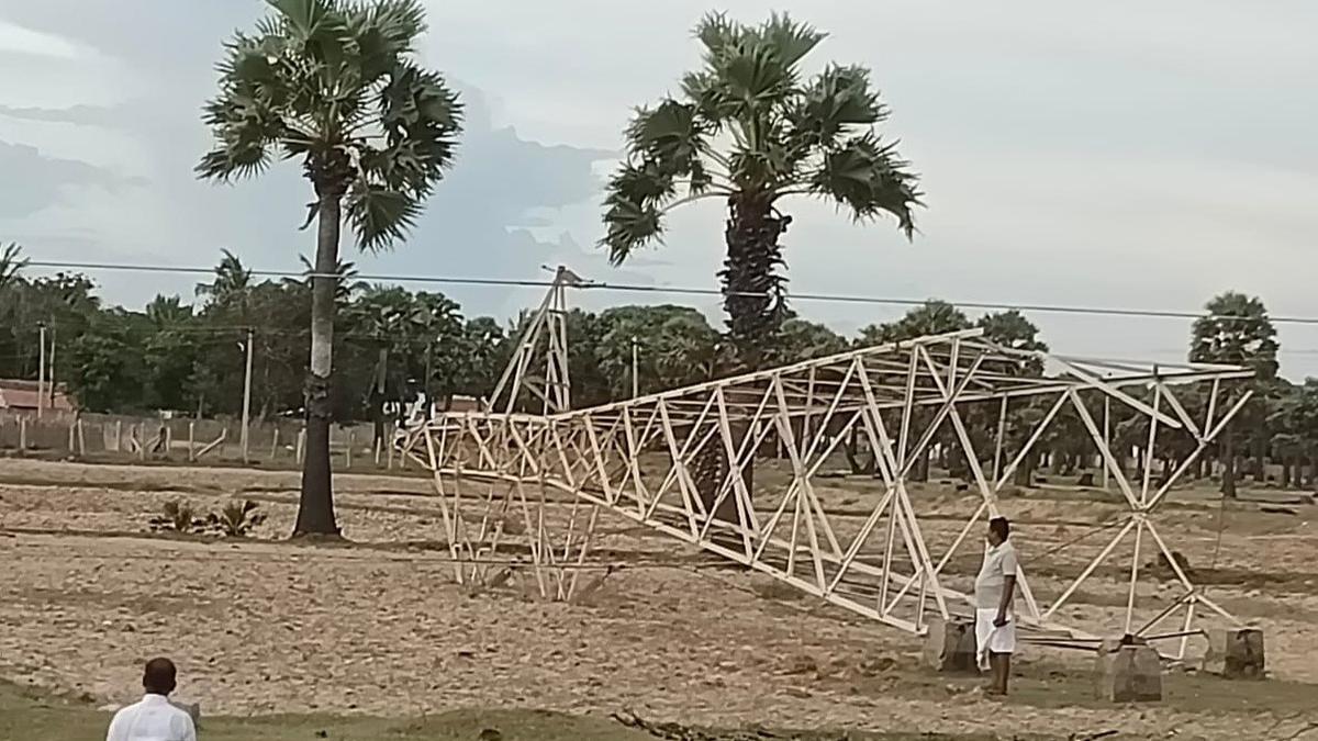 HT power line tower falls down near Uchchipuli - The Hindu