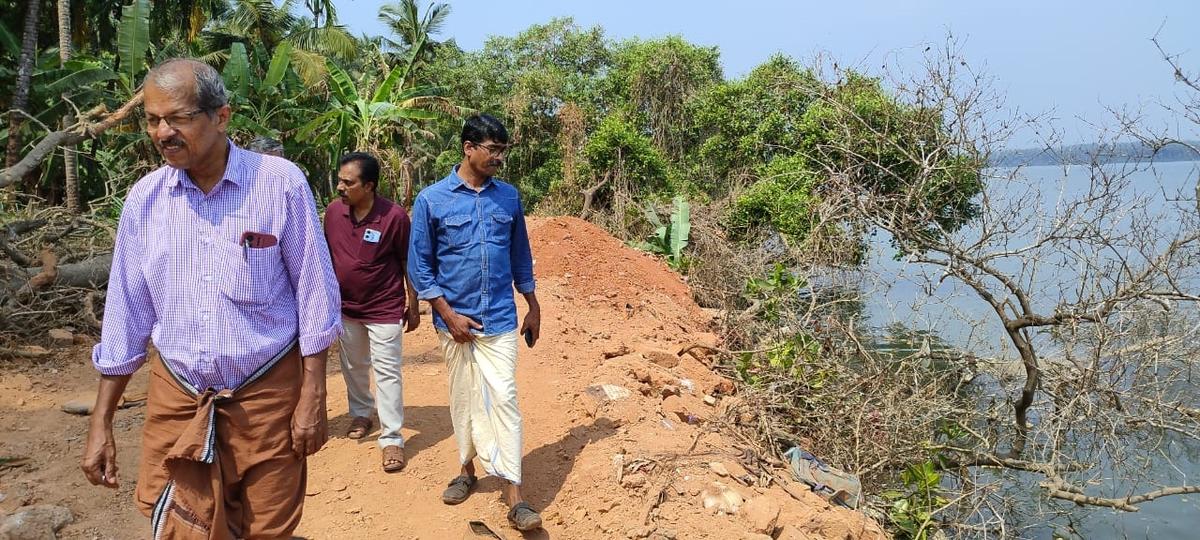Massive encroachment of Valapattanam riverbank sparks environmental ...