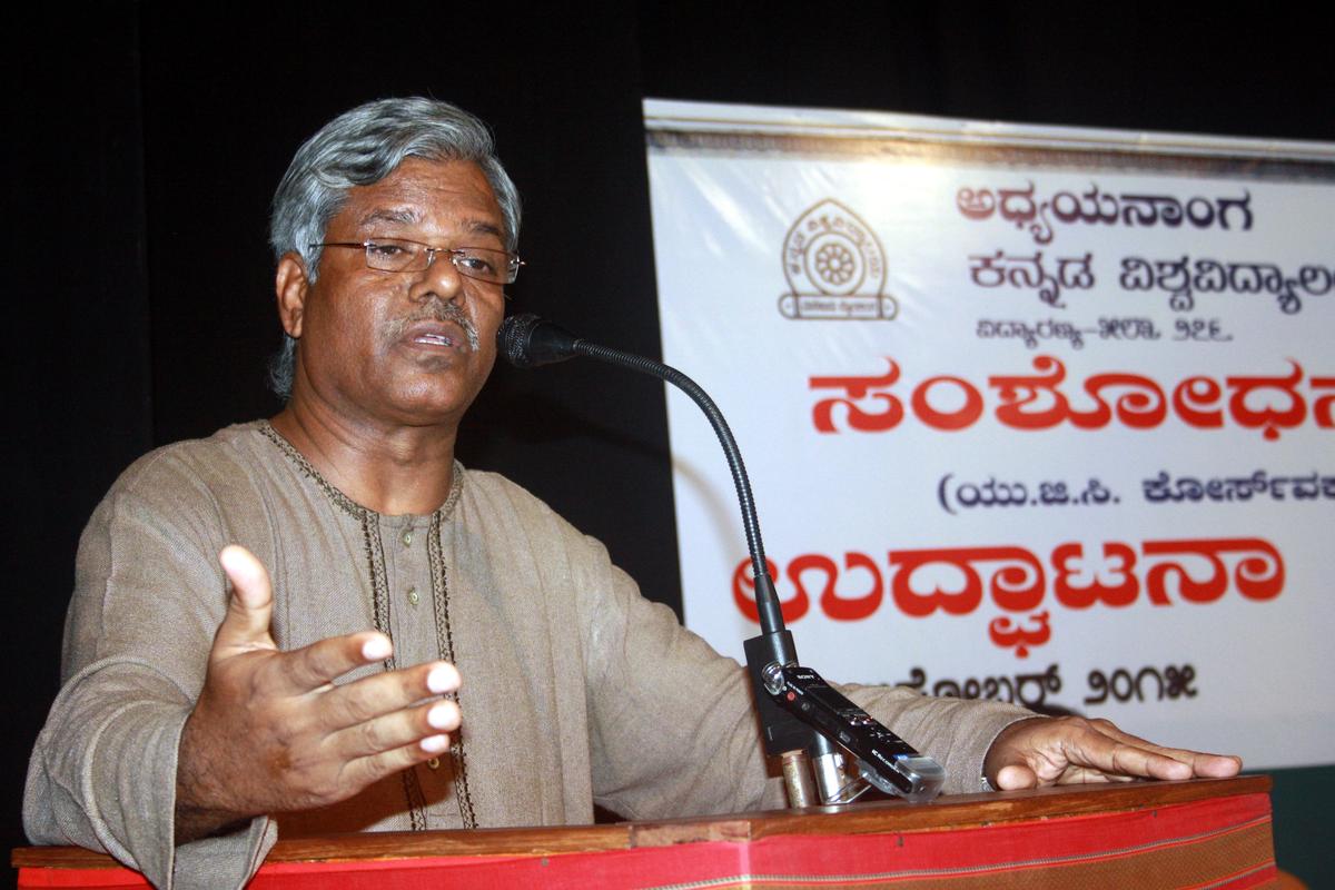 Texts of many progressive writers dropped in Karnataka school books ...