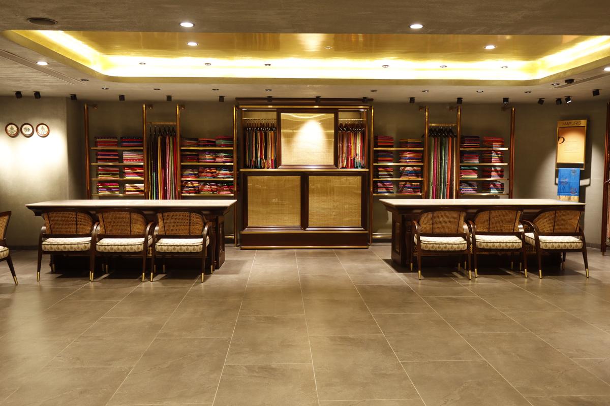 Mavuris flagship store in Jubilee Hills attracts the saree aficionados ...