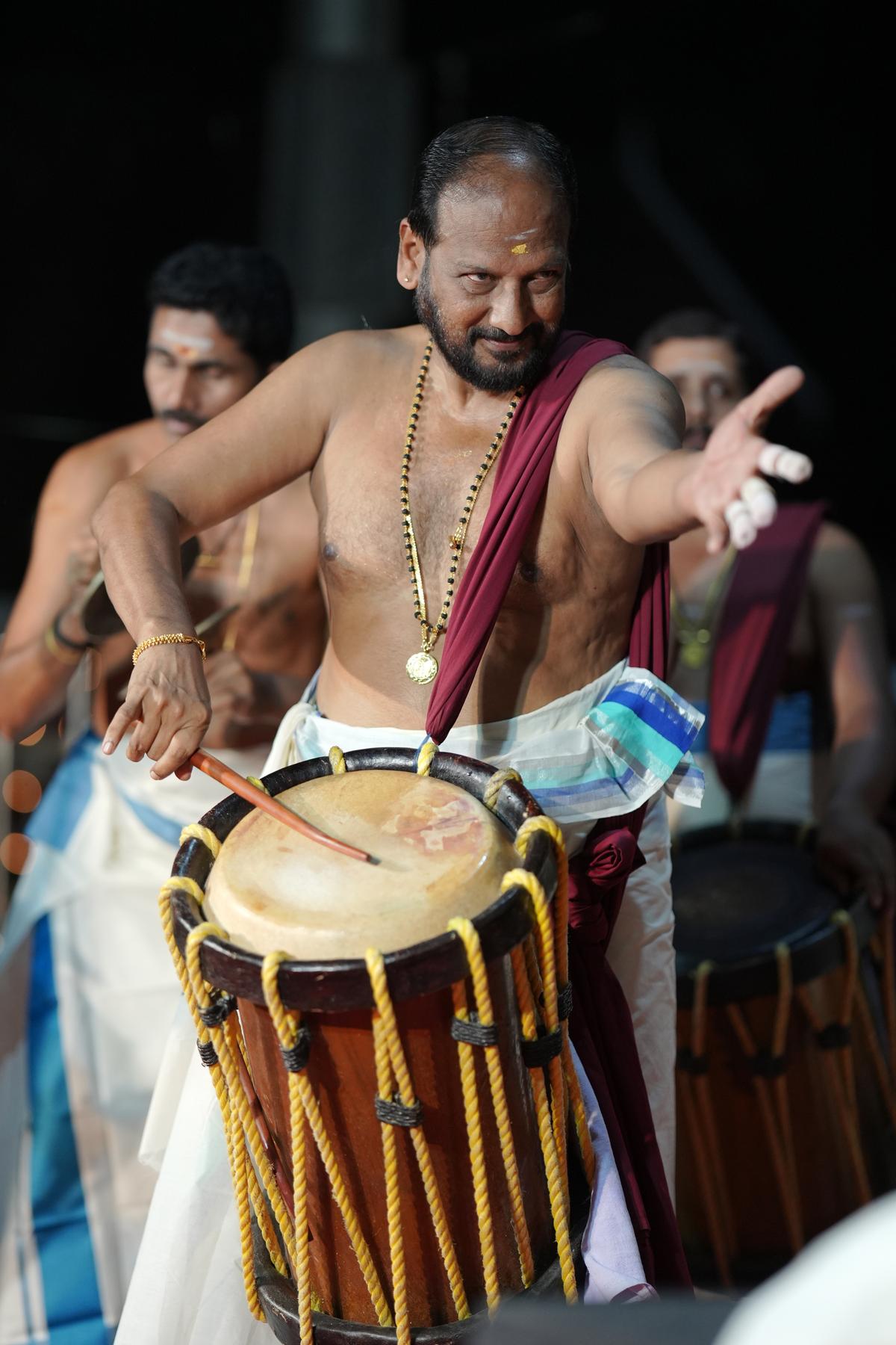 Chenda meets mridangam in a rare percussion jugalbandi - The Hindu
