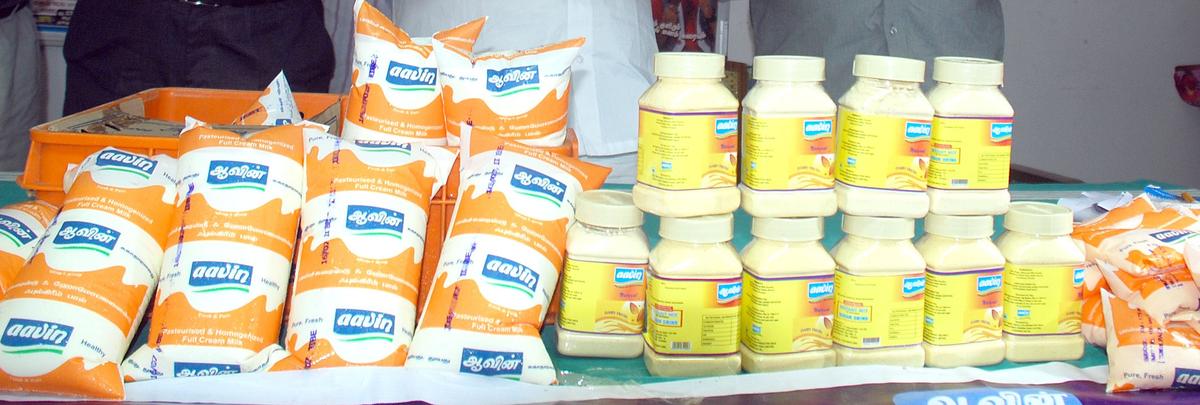 Aavin fixes sales target for milk - The Hindu