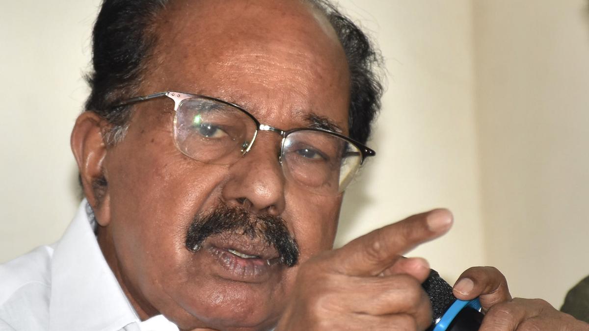 Moily hopeful of Congress party’s return to power at Centre in 2024 ...