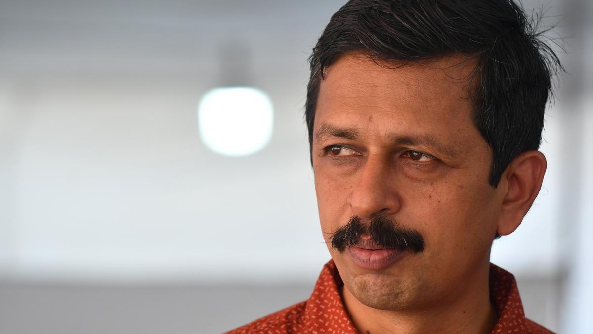 K Surendran Novelist