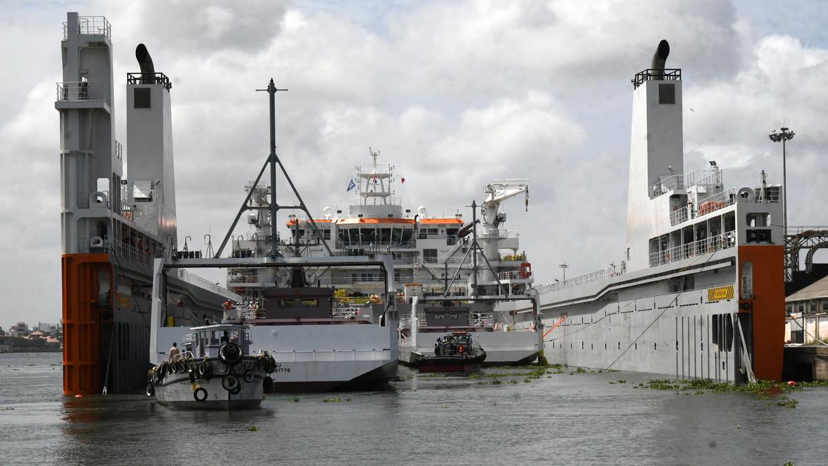 Autonomous electric barges built by Cochin Shipyard to begin Norway ...