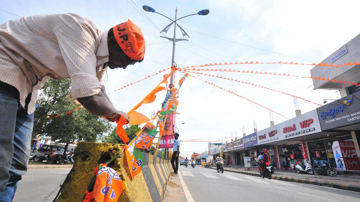 Ballari decked up for BJP’s show of strength with massive rally of STs ...