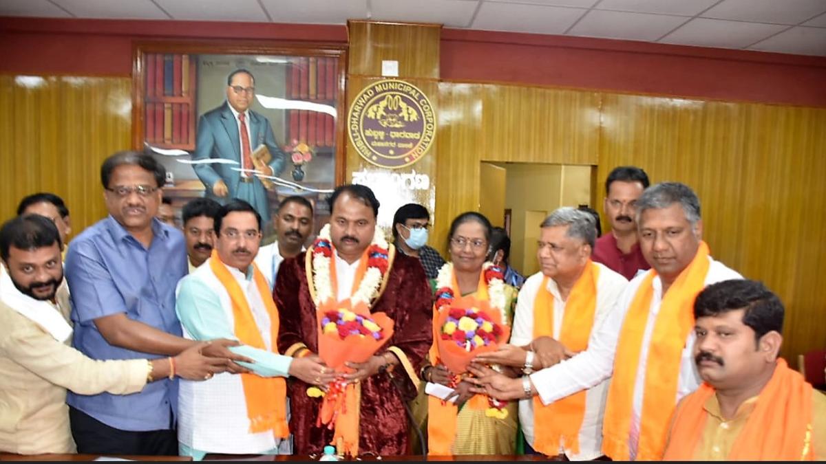 Iresh Anchatageri is Hubballi-Dharwad Mayor, Uma Mukund is his Deputy ...