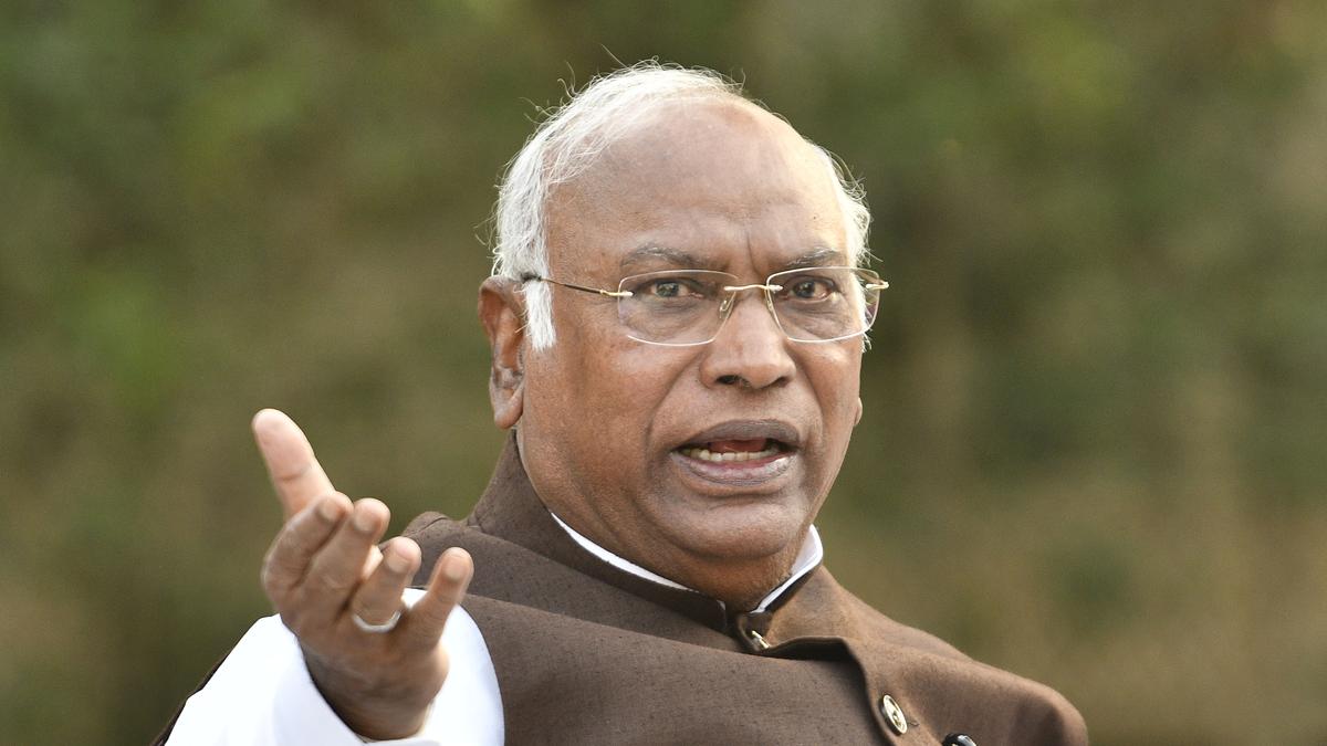 Lok Sabha polls | Mallikarjun Kharge to campaign for Vaithilingam in Puducherry on April 15 ...