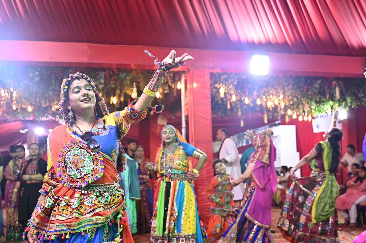 What is Chennai doing this Navratri? Dancing away at garba and dandiya ...