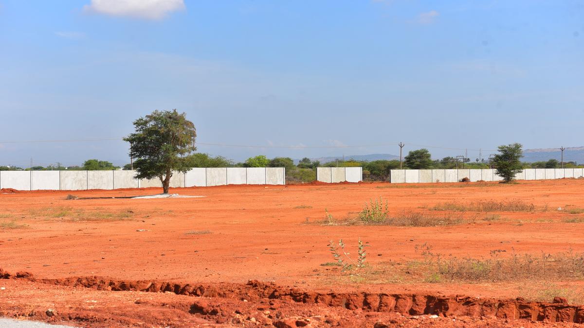 Madras High Court Bench seeks detailed status report on AIIMS - Madurai ...