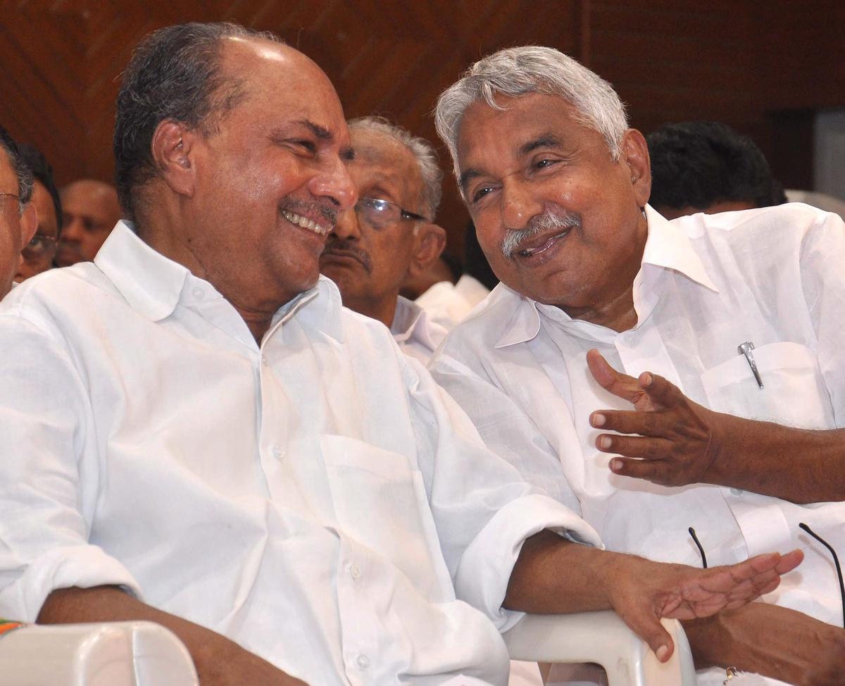 Ex-Kerala CM Oommen Chandy’s death news | Leaders react to Congress ...