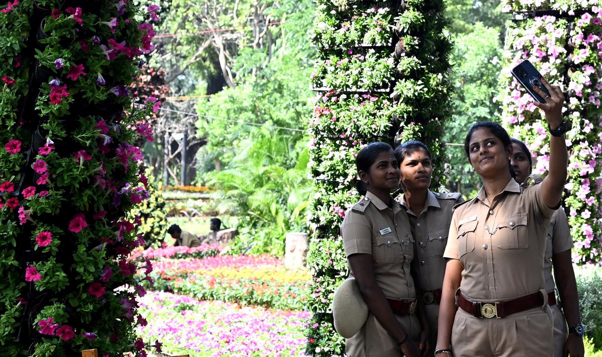 T.N. CM Stalin inaugurates Chennai Flower Show at Semmozhi Poonga - The ...