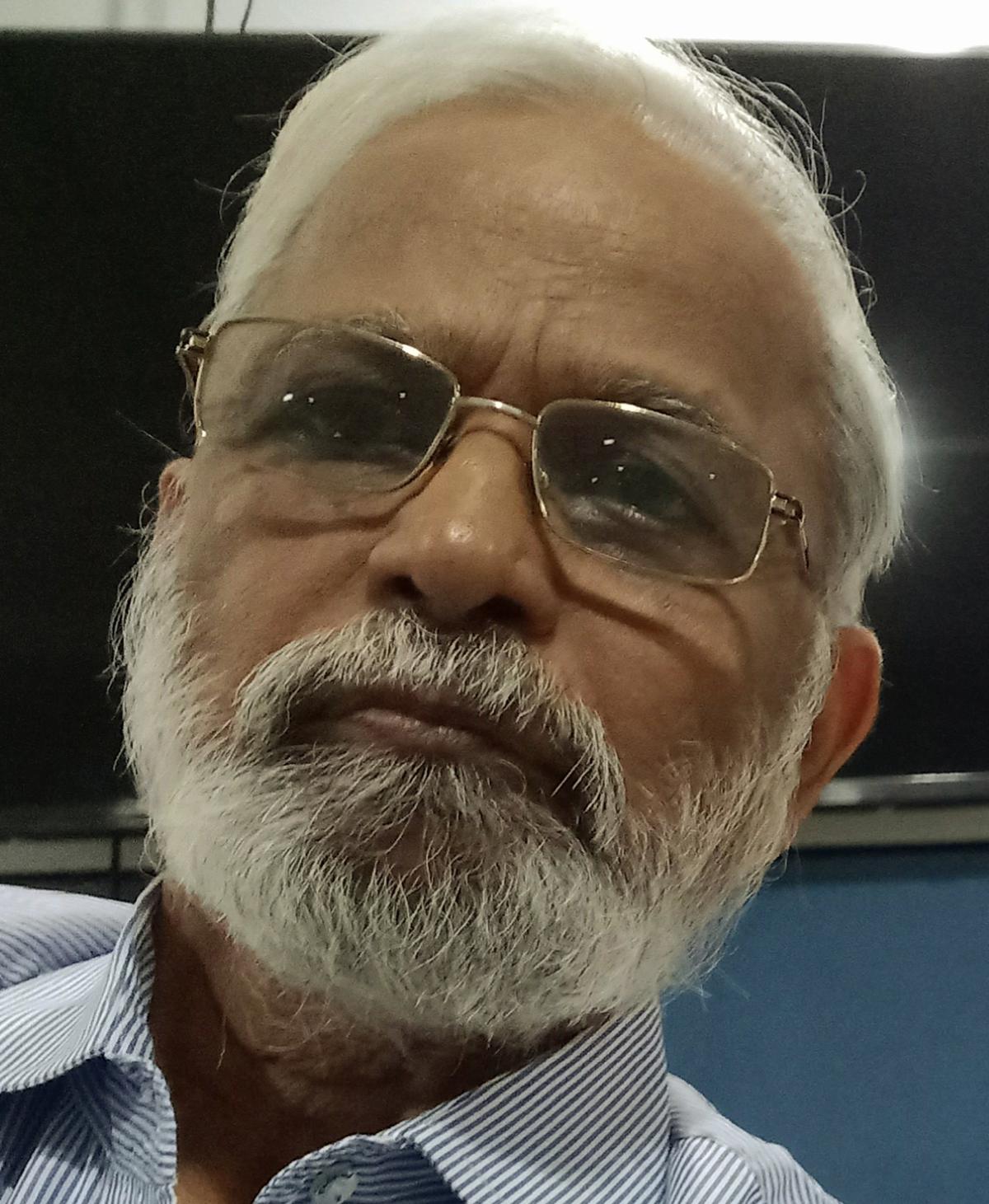 Crop insurance is not the perfect medication for farmers, says economist - The Hindu