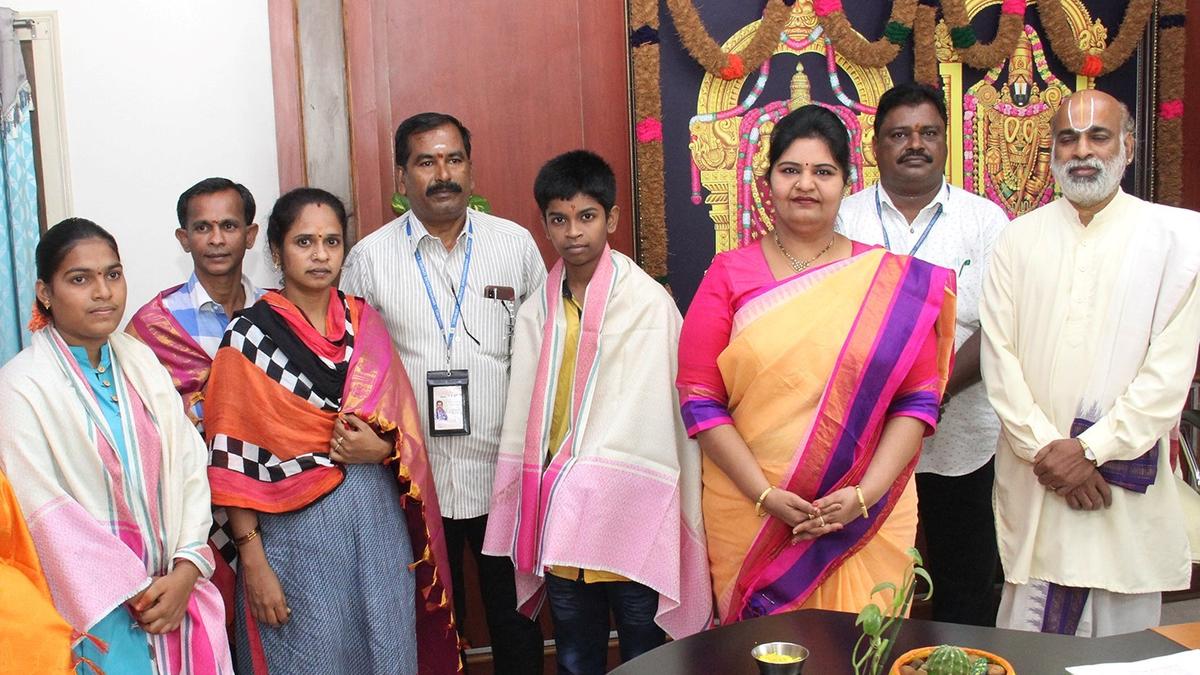 Andhra Pradesh: Two TTD students felicitated for making it to IIIT ...