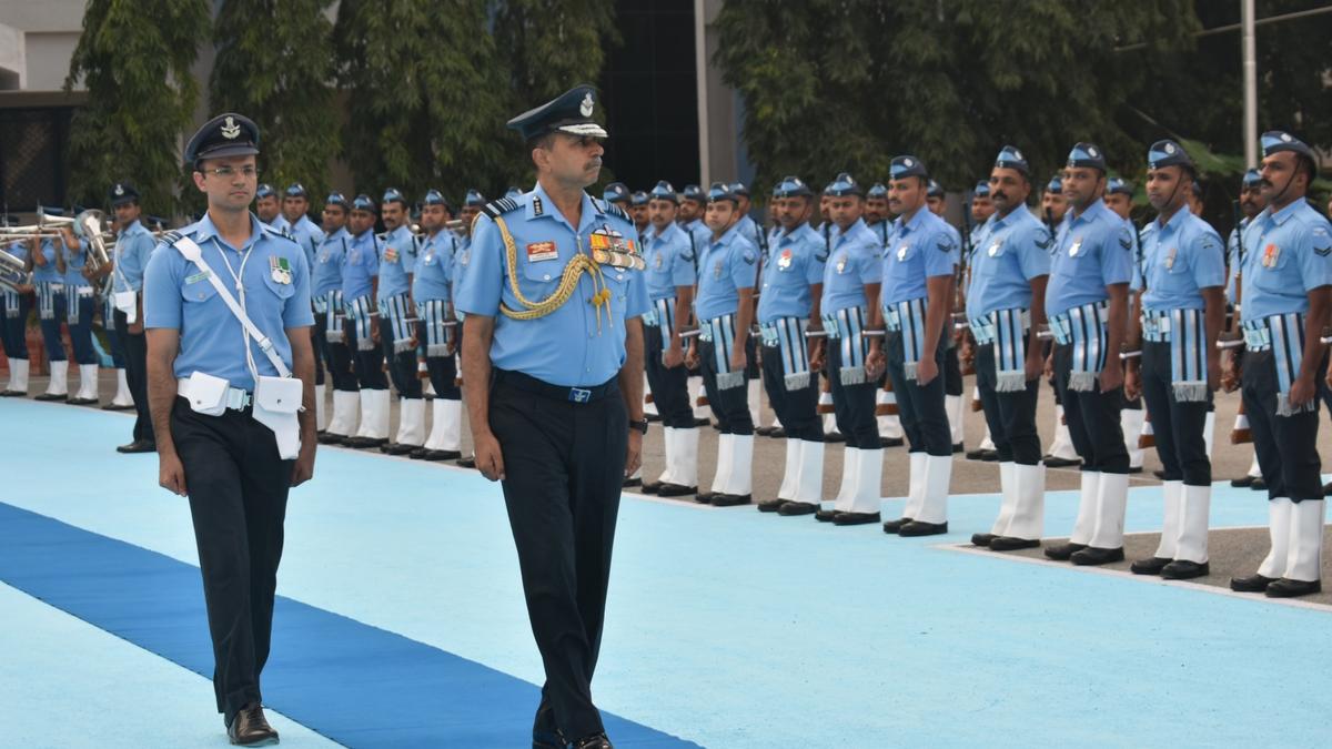 IAF Training Command Chief visits Command Hospital - The Hindu