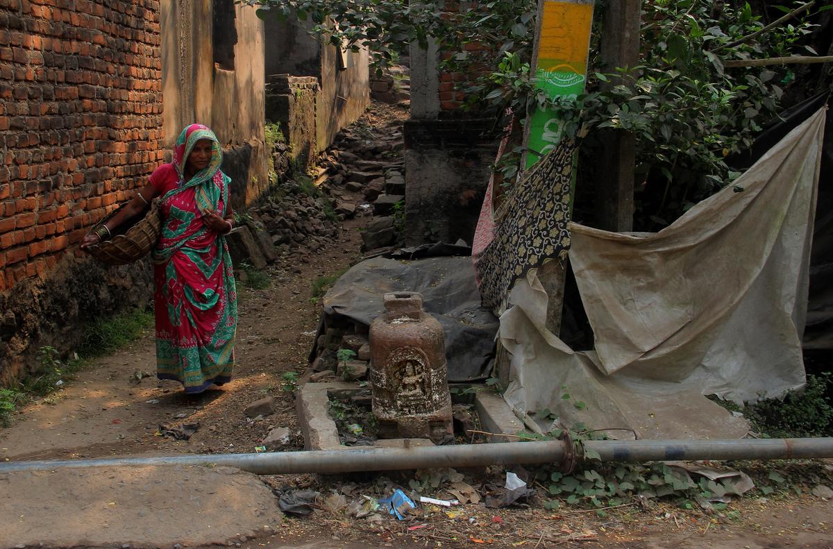 binary world ratnagiri