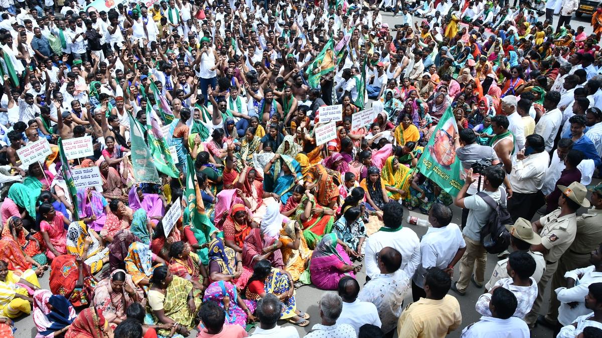 Madiga community members demand implementation of internal reservations ...