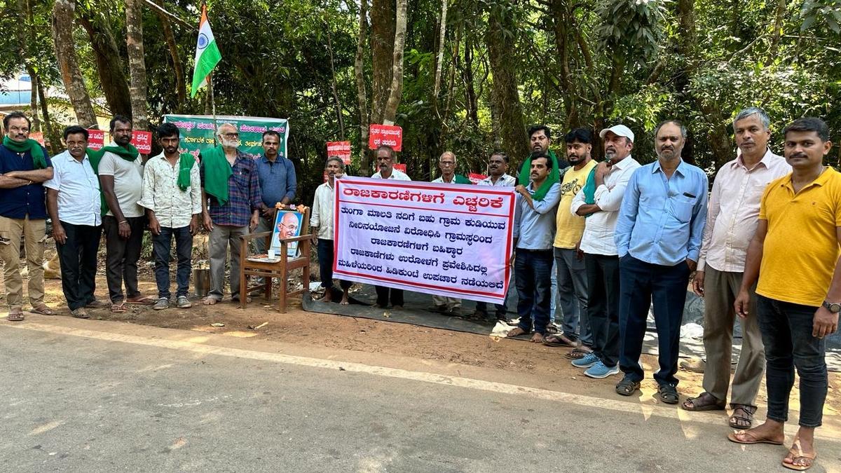 Villagers put up banners restricting entry of politicians in ...