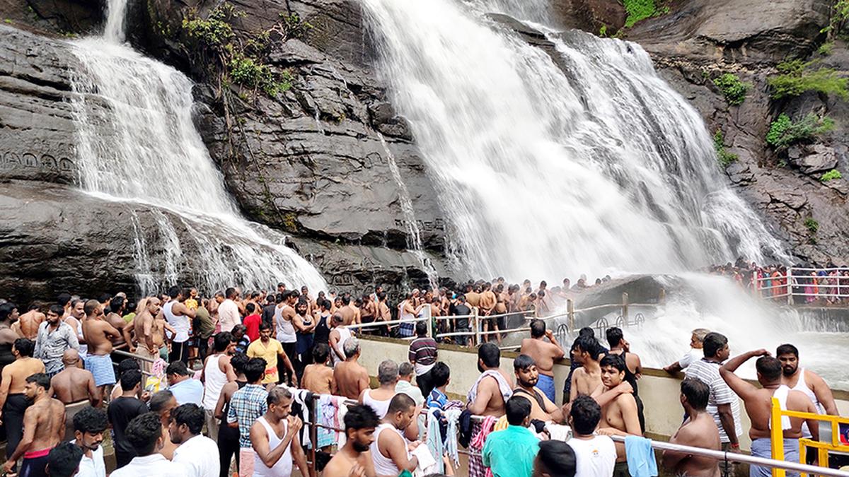Waterfalls Kutralam