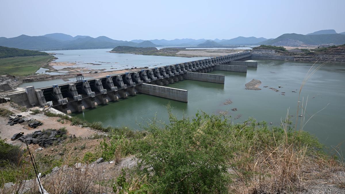 Polavaram project: Adivasi Mahasabha demands immediate rehabilitation ...