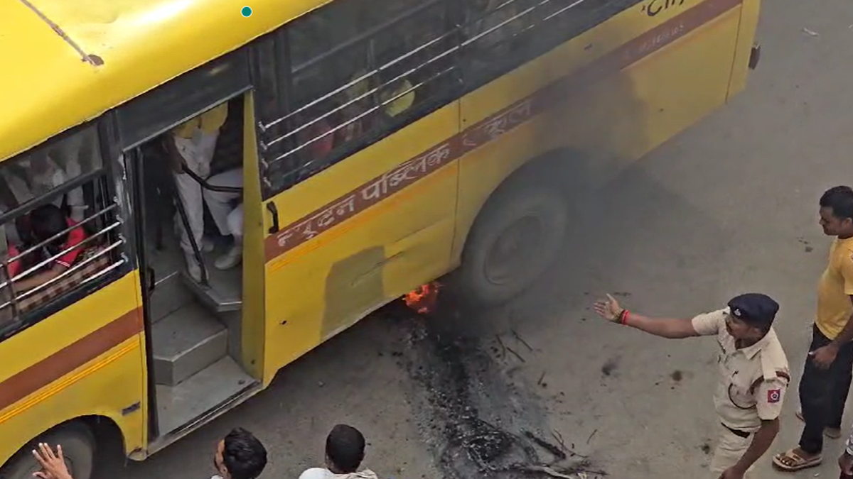 Bharat Bandh: Mob tries to set school bus on fire in Bihar; 3 arrested ...