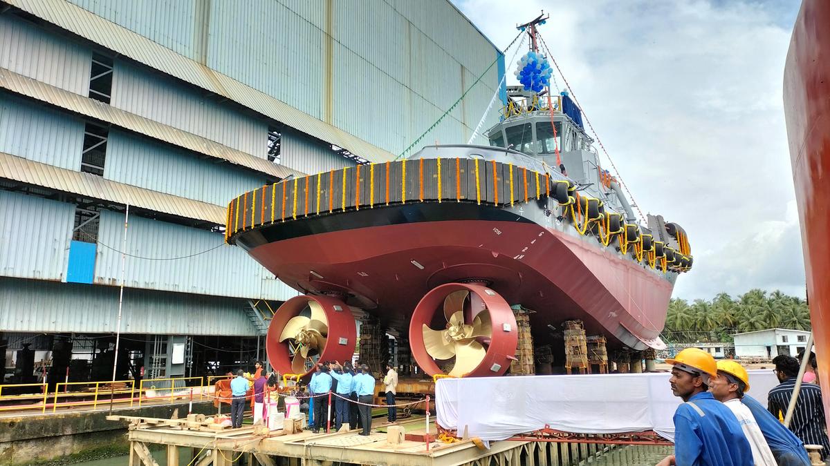 Udupi-Cochin Shipyard launches 62-tonne bollard pull tug - The Hindu