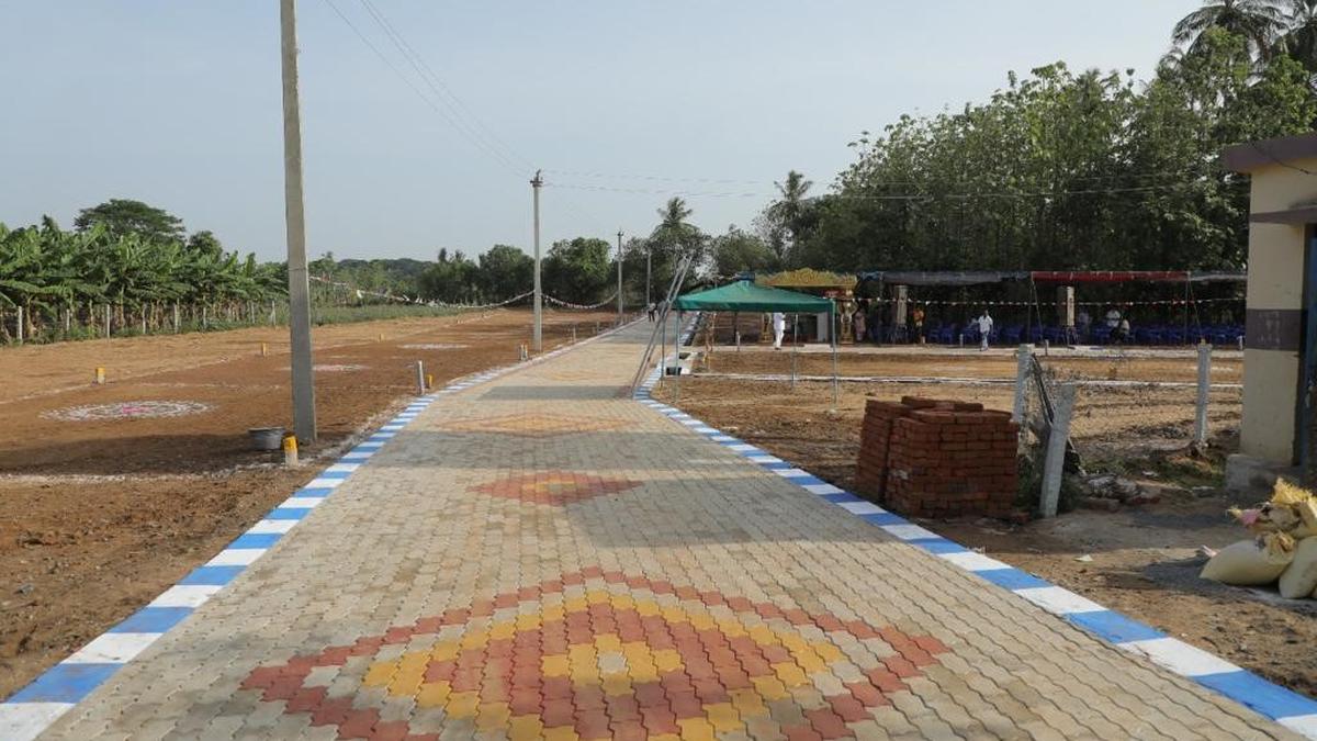 Displaced families will get accommodated at Senthamizh Nagar - The Hindu