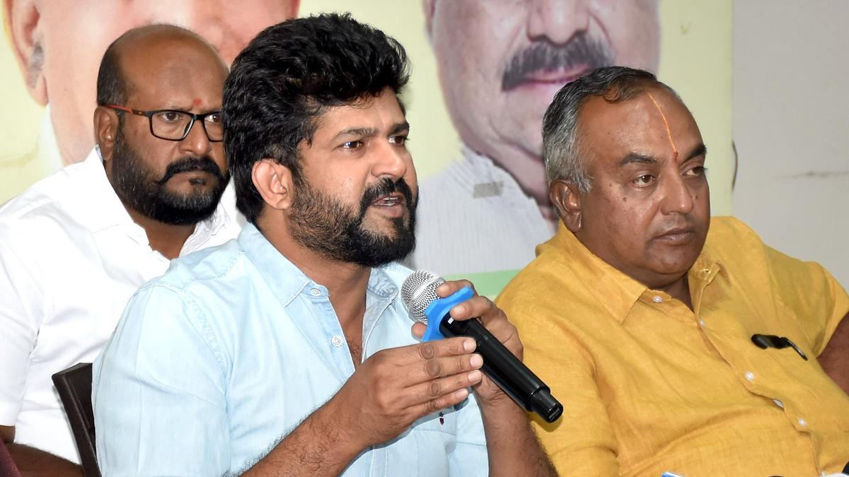 Entire credit for Expressway project goes to PM Modi , says Pratap ...