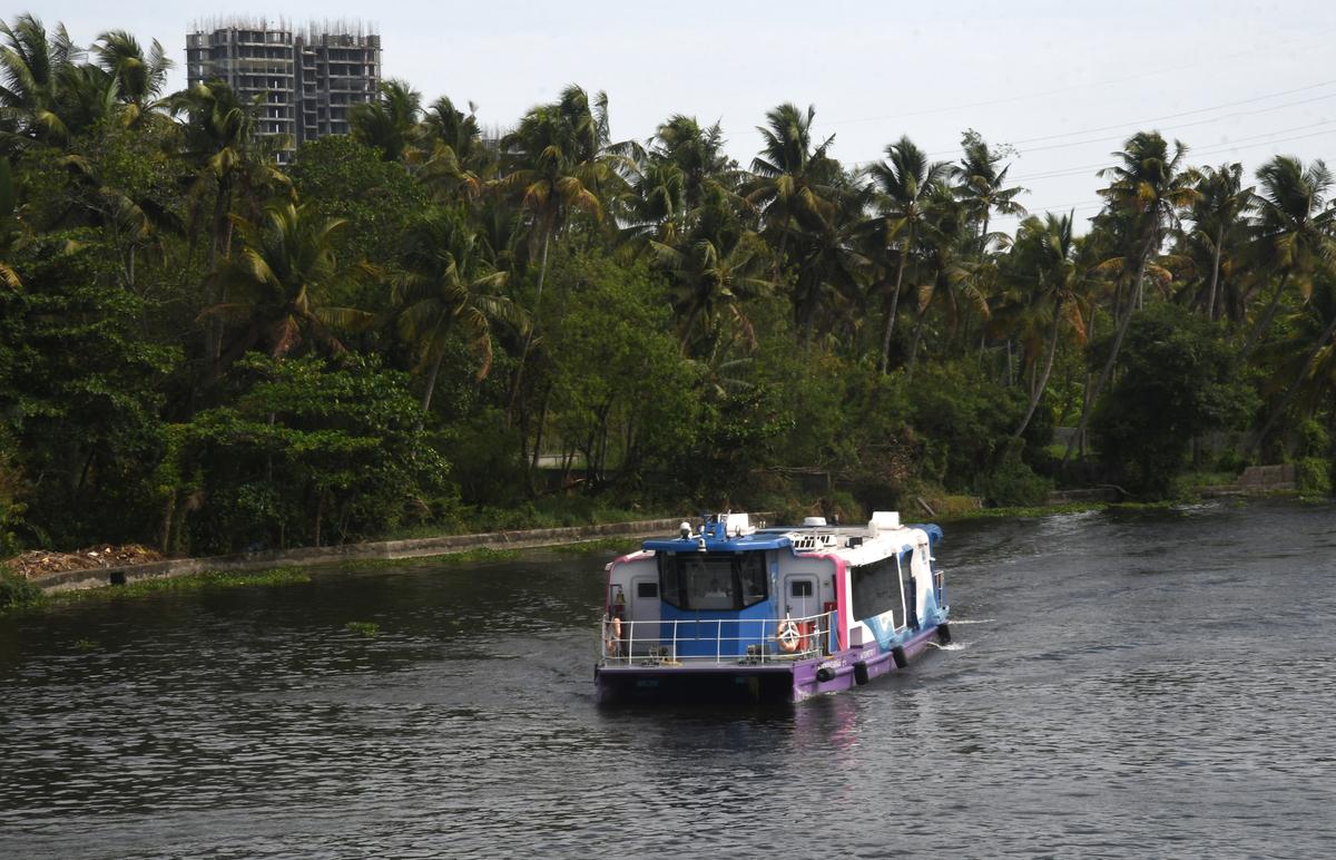 Kochi Water Metro hits milestone of 10 lakh passengers in less than six ...