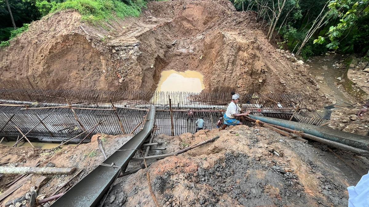 Thovaalai Channel breach denies water for over 23,000 acre cultivable ...