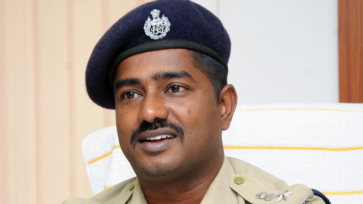 Erode (East) bypoll | ID cards must for agents at counting centre ...