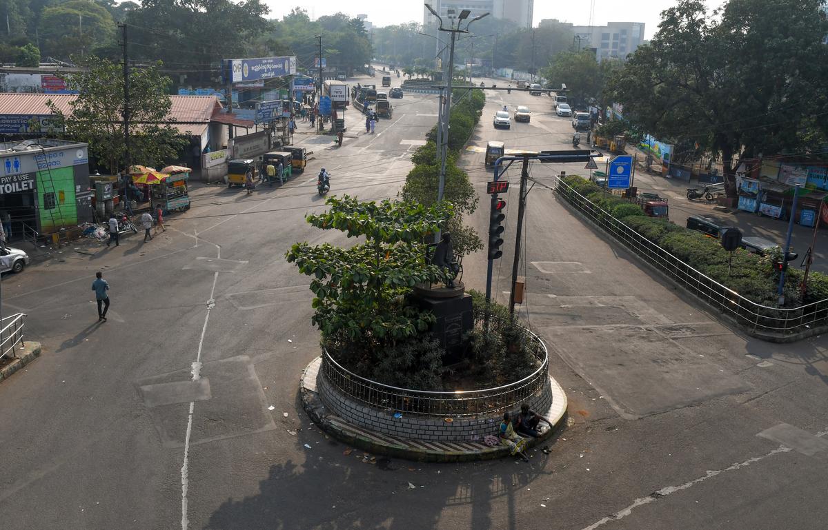Visakhapatnam roads wear a deserted look as many people leave for their ...