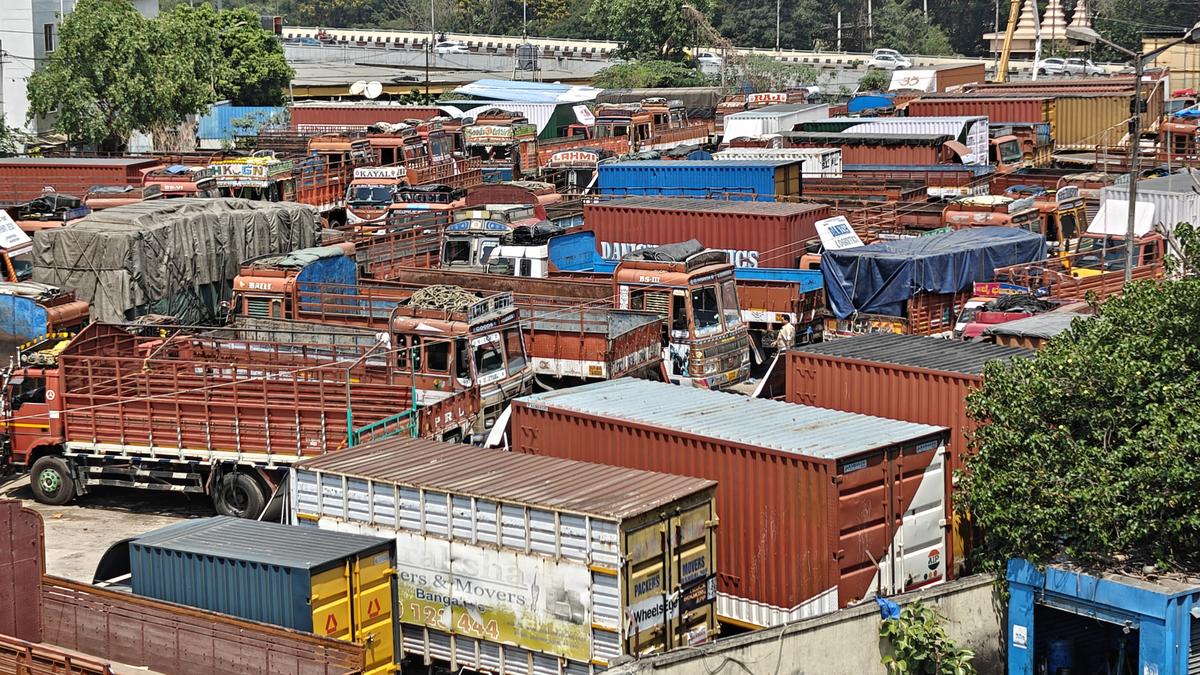 Supply chain feels the ripple effect of truck strike on day one - The Hindu