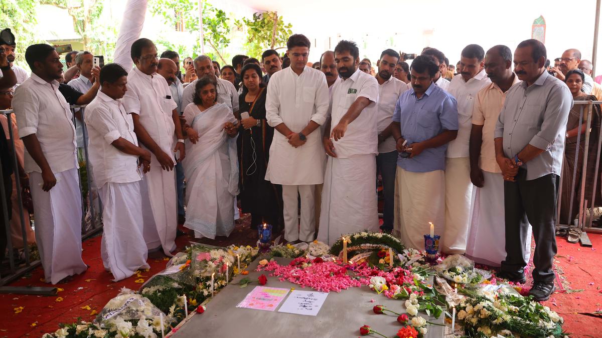 Puthuppally continues to witness a steady stream of visitors after ...