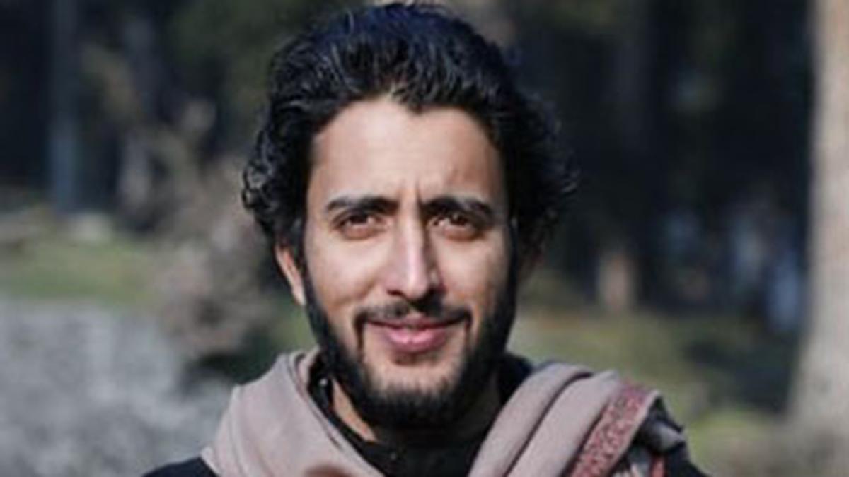 Kashmir journalist Fahad Shah tastes freedom after 21 months in jail ...