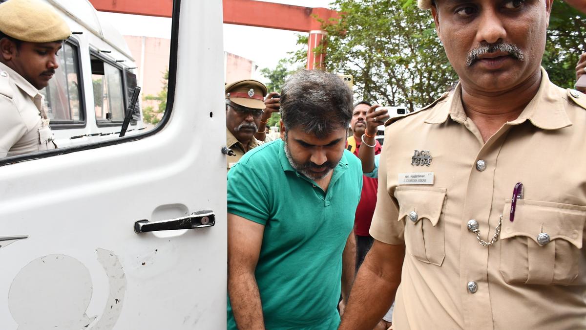 Madras HC dismisses plea to transfer case against arrested ED officer ...