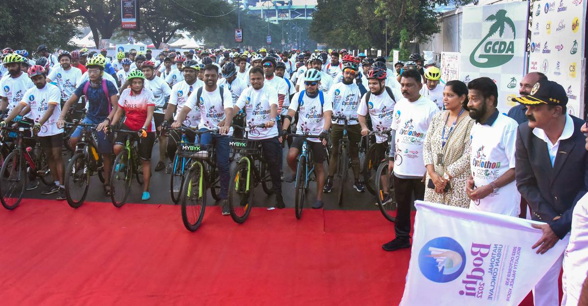 GCDA organises 50-km cyclothon in Kochi - The Hindu