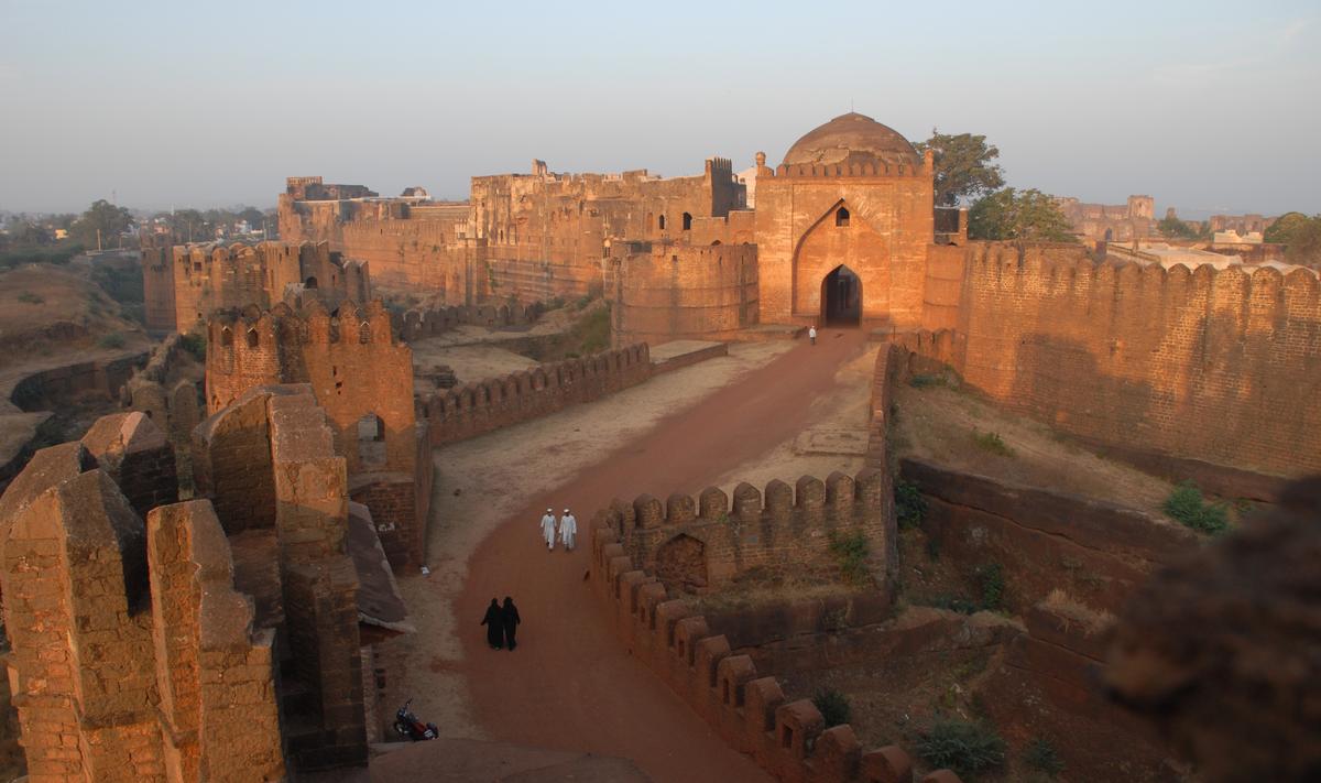 The Bahmani dynasty and their architectural grandeur in Bidar - The Hindu