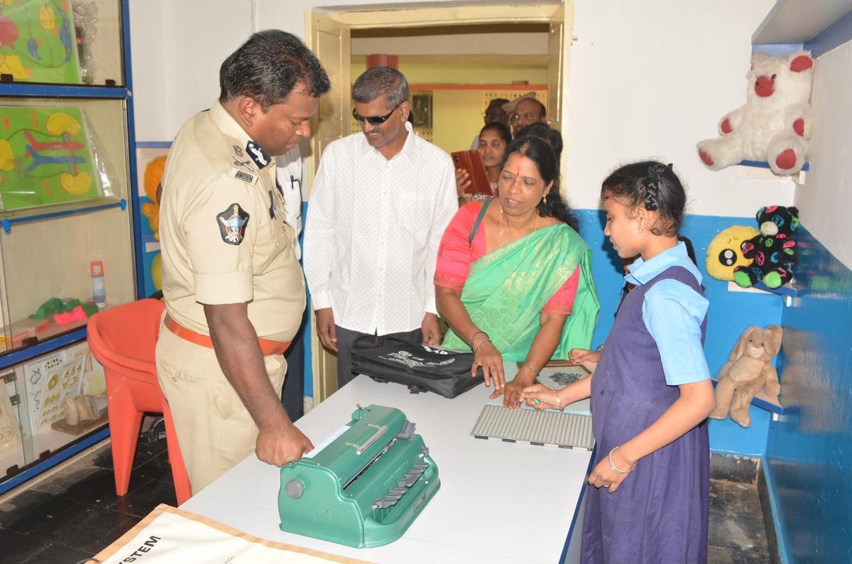 Visakhapatnam Police’s Disha Divyang Suraksha programme receives ...